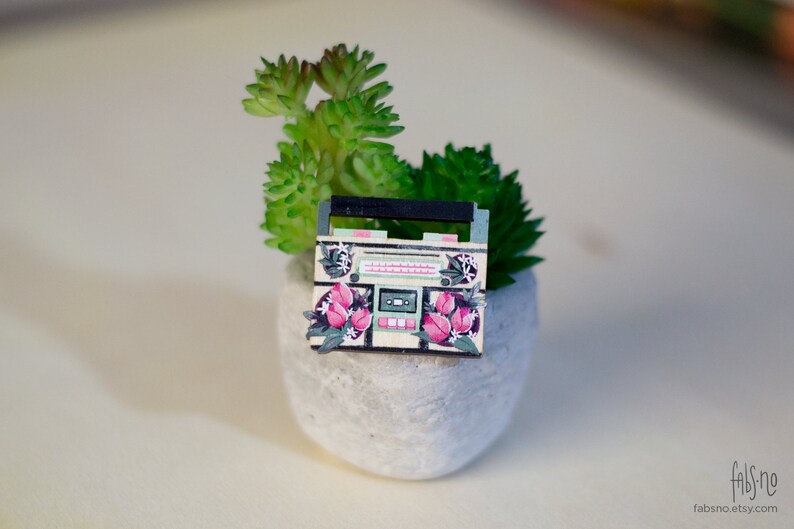 Tulips Wooden Pin of a Boombox Stereo With Flowers Blooming - Etsy
