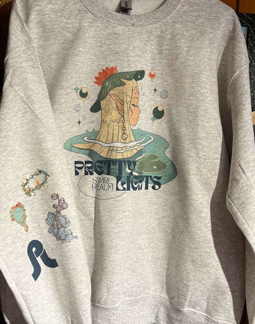 Swirl Bridge Realm V2 ~ Pretty Lights Crewneck - Etsy