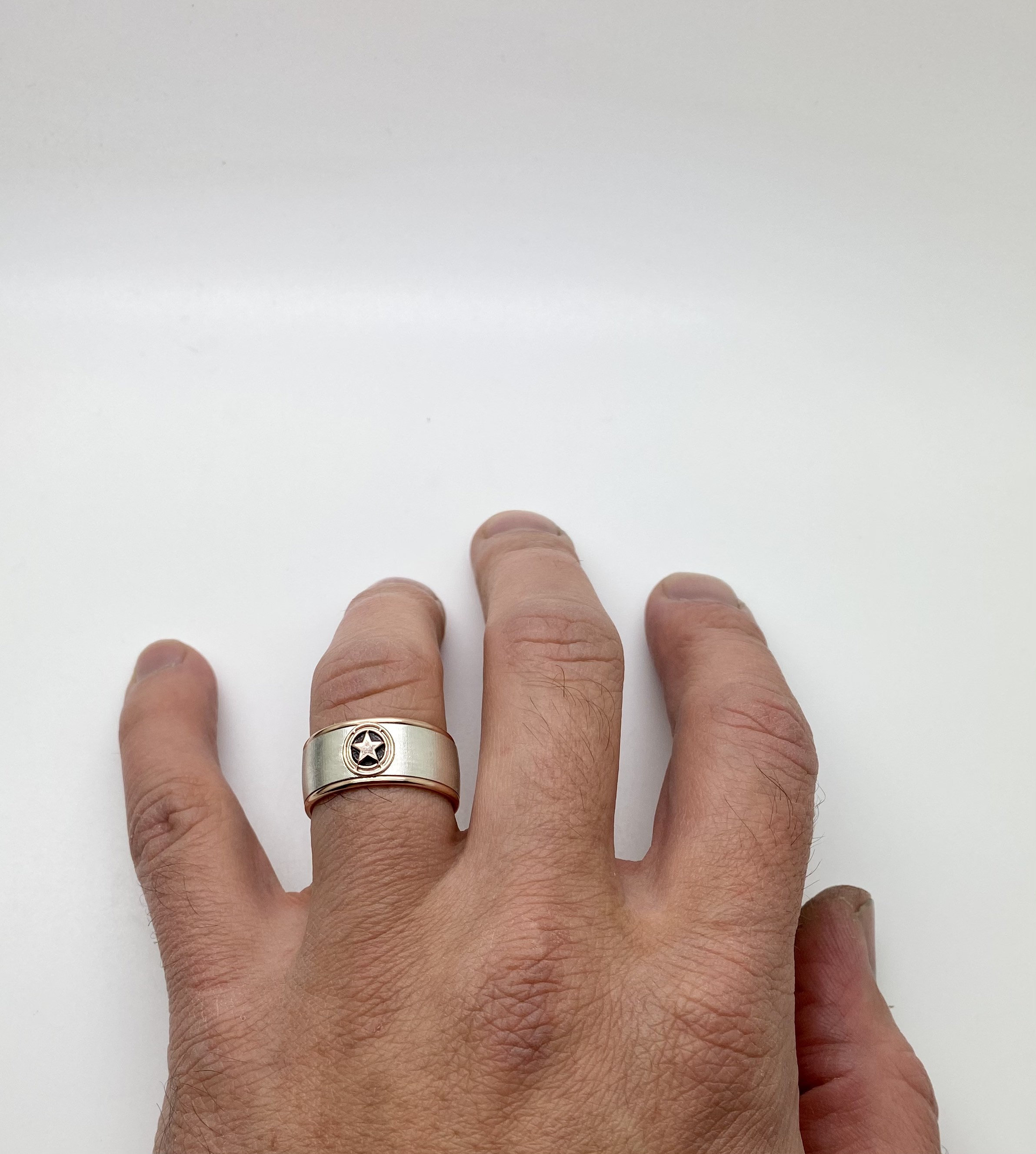 Captain America Platinum & Gold Band Ring - Etsy