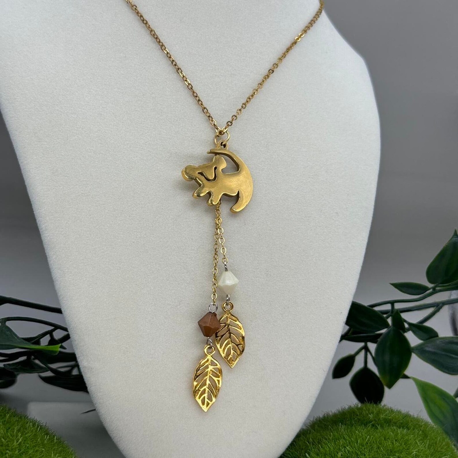 Handmade Lion King Simba Symbol Necklace - Etsy