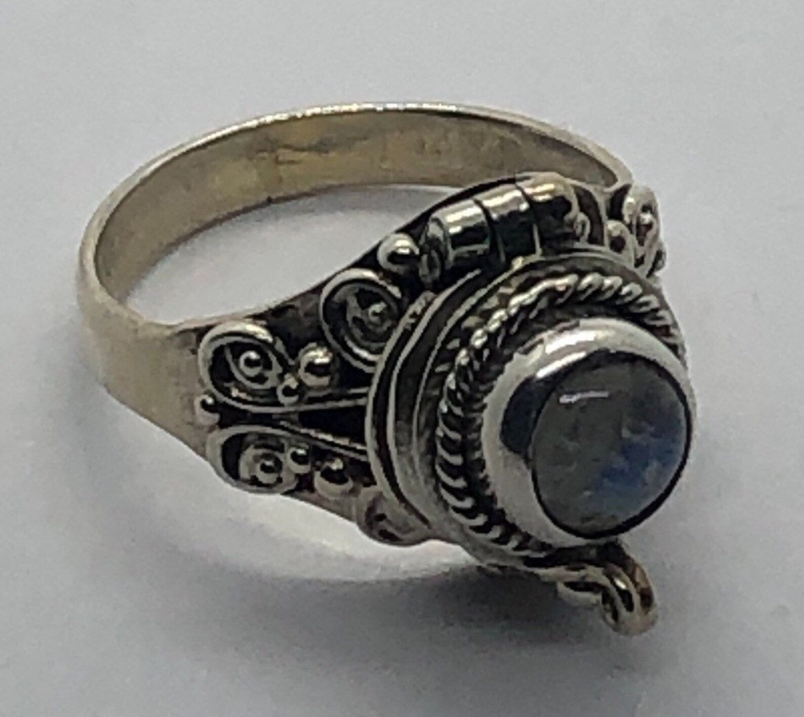 Poison Ring Silver Moonstone Poison Ring Ring Size 7 Ring - Etsy