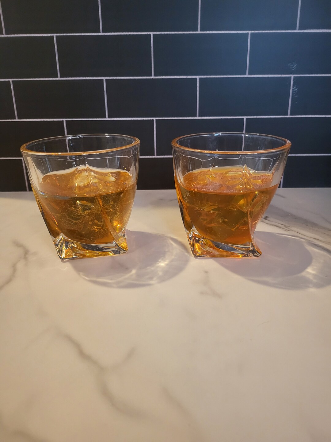Set of 2 Fake Whiskey Drinks With Fake Ice, Prop, Home Staging - Etsy