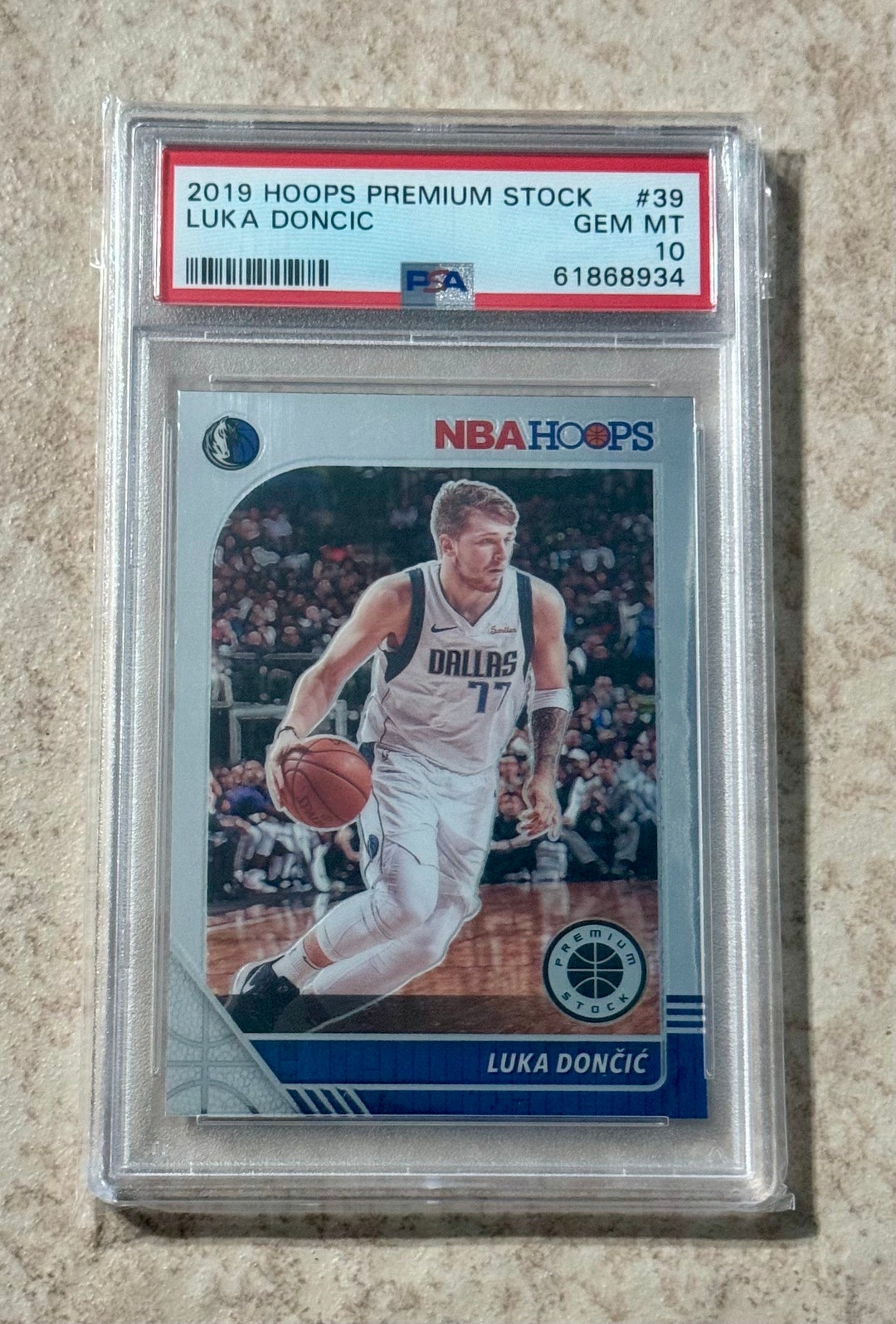 2019 Panini Hoops Premium Stock #39 Luka Doncic PSA 10 Gem Mint Dallas ...