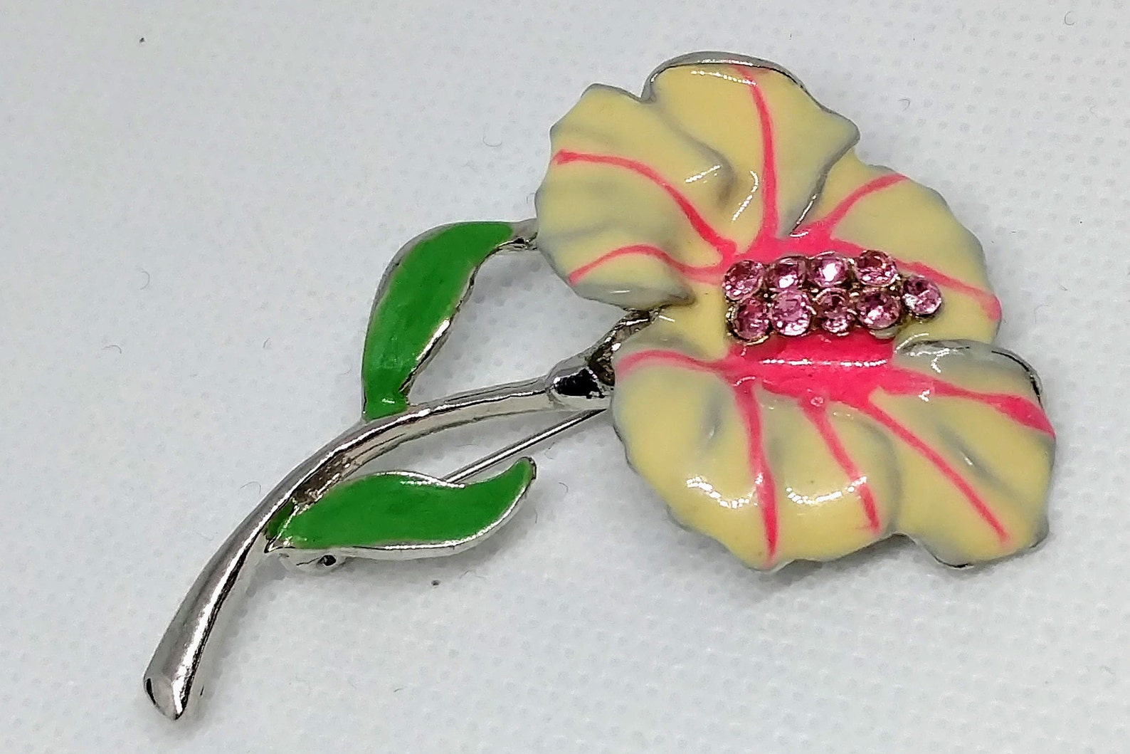 Hibiscus Flower Brooch Vintage Enameled Pin With Rhinestones Pale ...