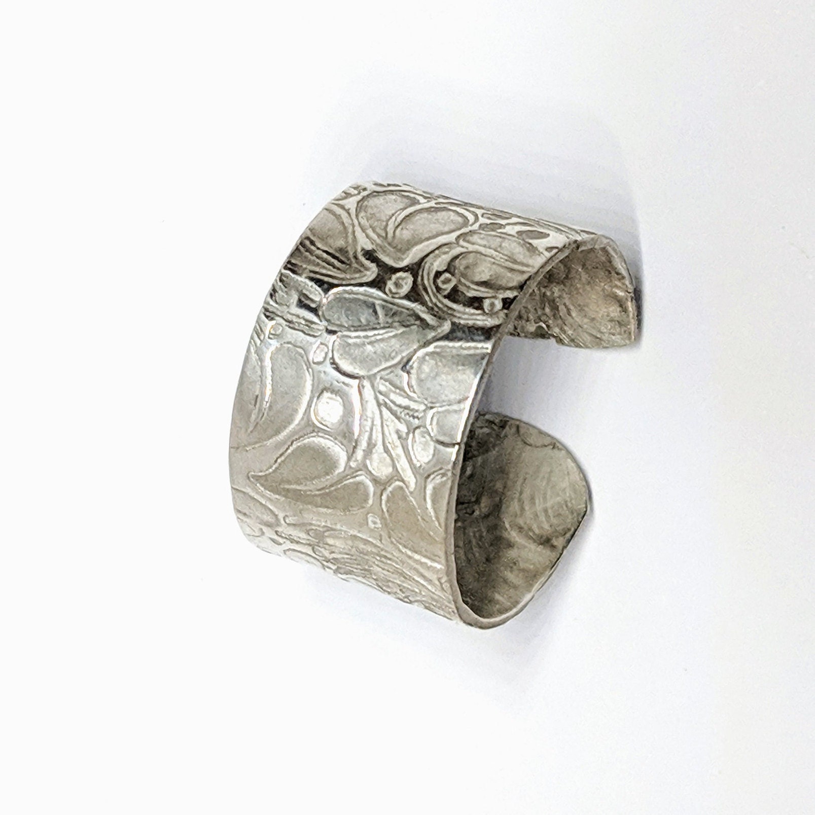 Handcrafted Sterling Silver Ring Textured With Ivy Design - Etsy