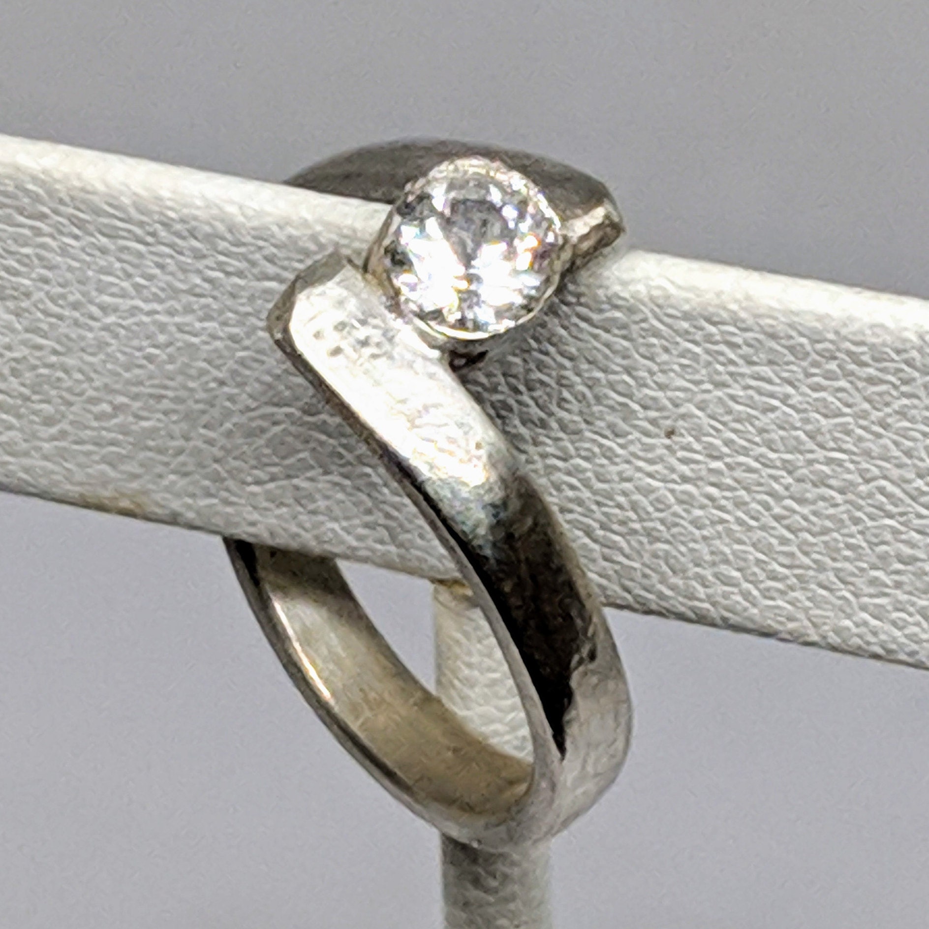 White Topaz and Sterling Silver Bypass Ring Size 7.5 - Etsy