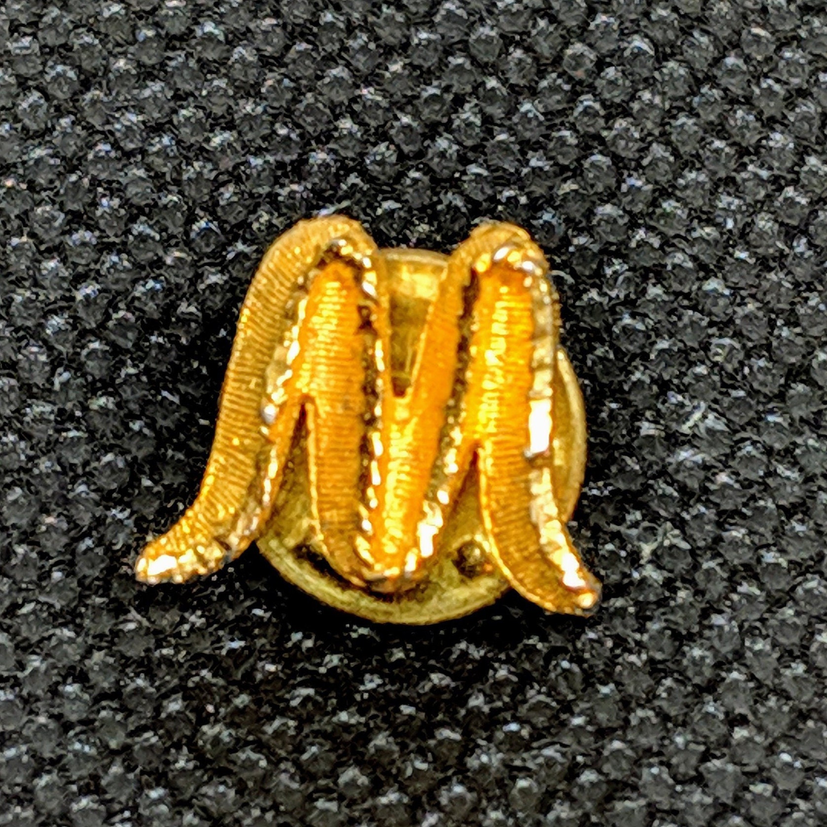 Letter W or M Lapel Pin, Vintage Textured Gold Tone Initial - Etsy