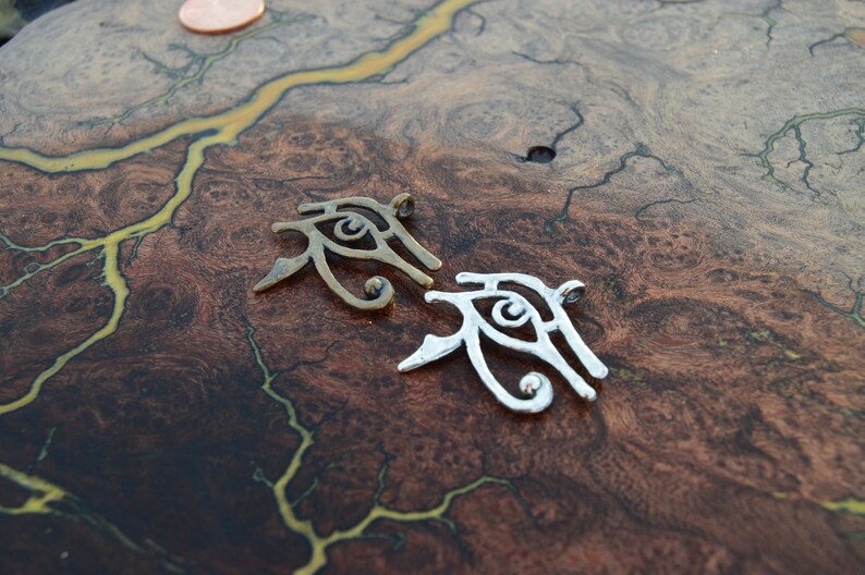 Utchat Pendant - Etsy