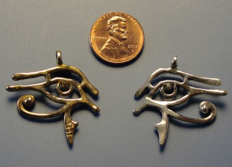 Utchat Pendant - Etsy