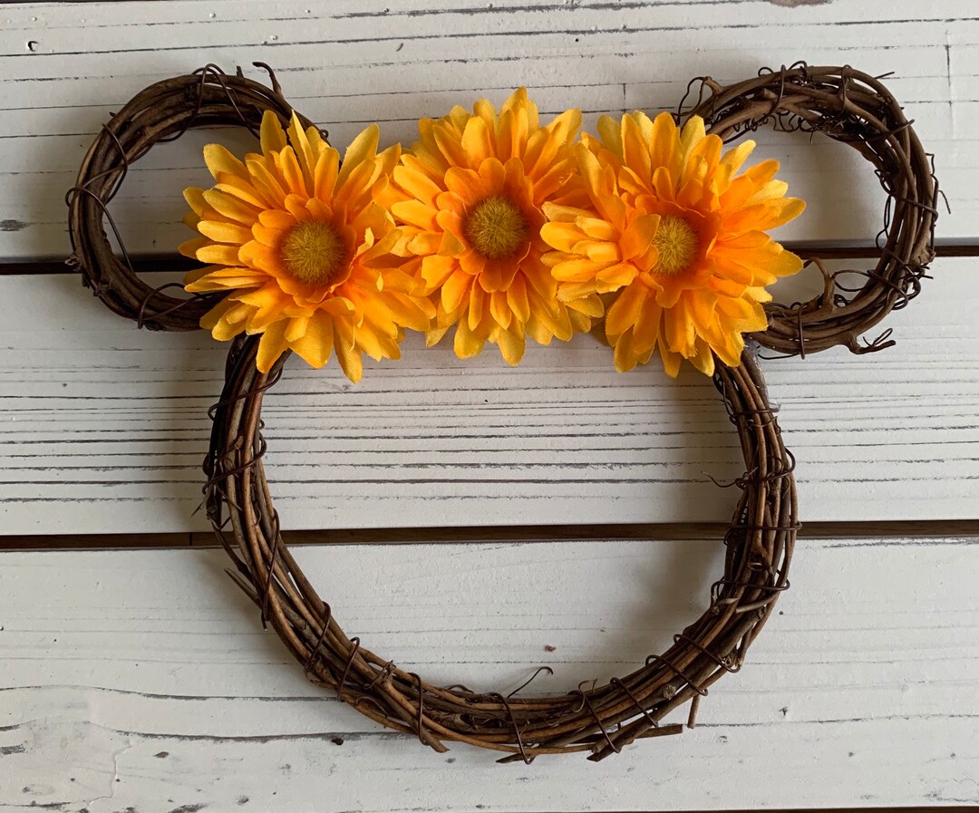 Mini Disney Fall Wreath| Mini Disney Wedding Wreath| Mini Disney Wall ...