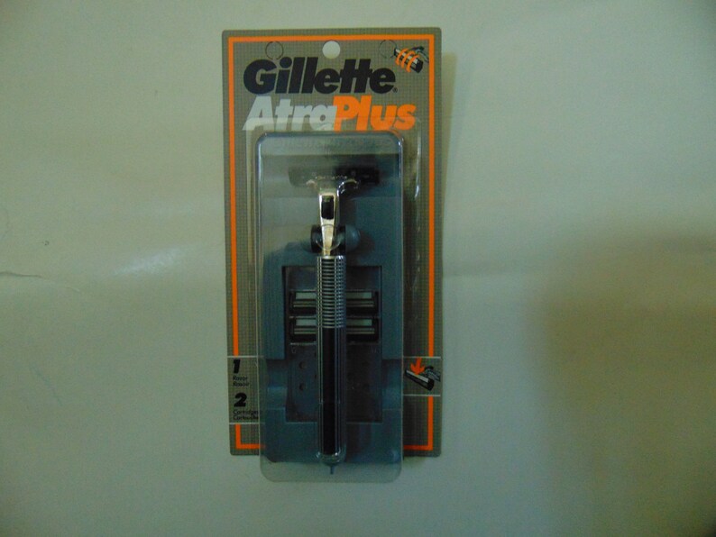 Atra Plus Metal Handle Razor With 2 Atra Plus Cartridges. Made in USA ...