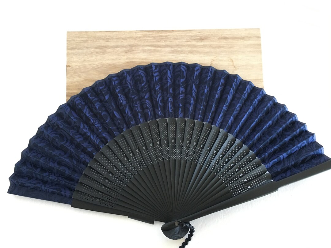 Brand New Designer Yoshie Inaba Japanese Fabric Hand Fan With Cloth ...