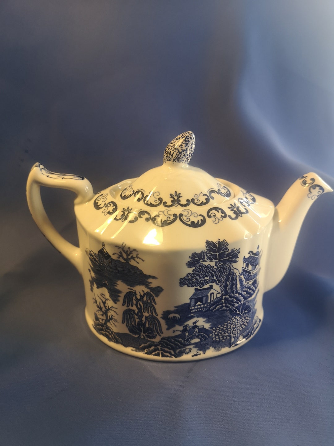 Ringtons 75th Anniversary Blue and White Willow Teapot by Mason's ...