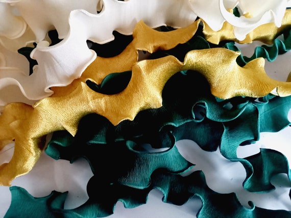 12 large Paper strands, seaweed, Streamers Backdrop, Wall, Black Gold ...