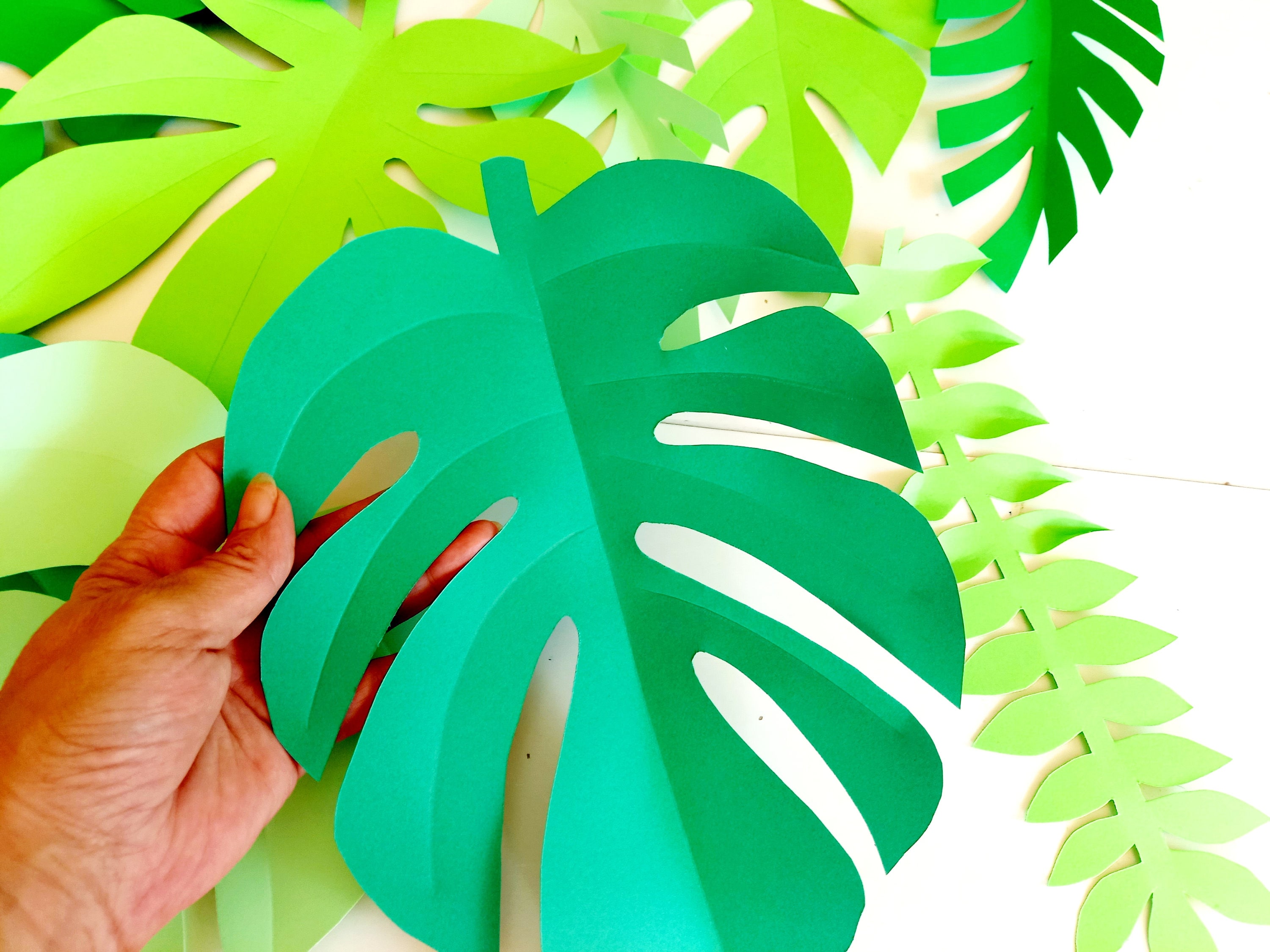 Tropical Leaves, Large Paper Flower Wall Decor, Party Hawaiian, Moana ...