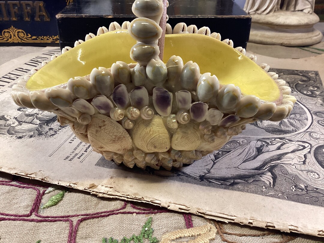 Vintage Sea Shell Terracotta Basket Retro Sea Shell Art Souvenir Small ...