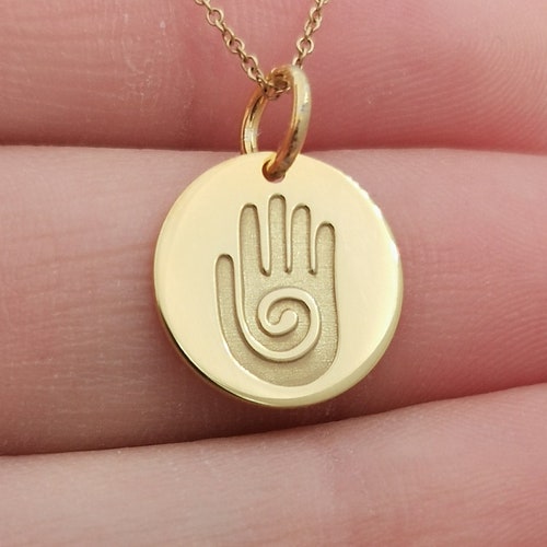 Dainty 14k Solid Gold Healing Hand Necklace Personalized - Etsy