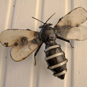 Metal Bee Garden Ornament Sculpture Art Wall Art Recycled - Etsy