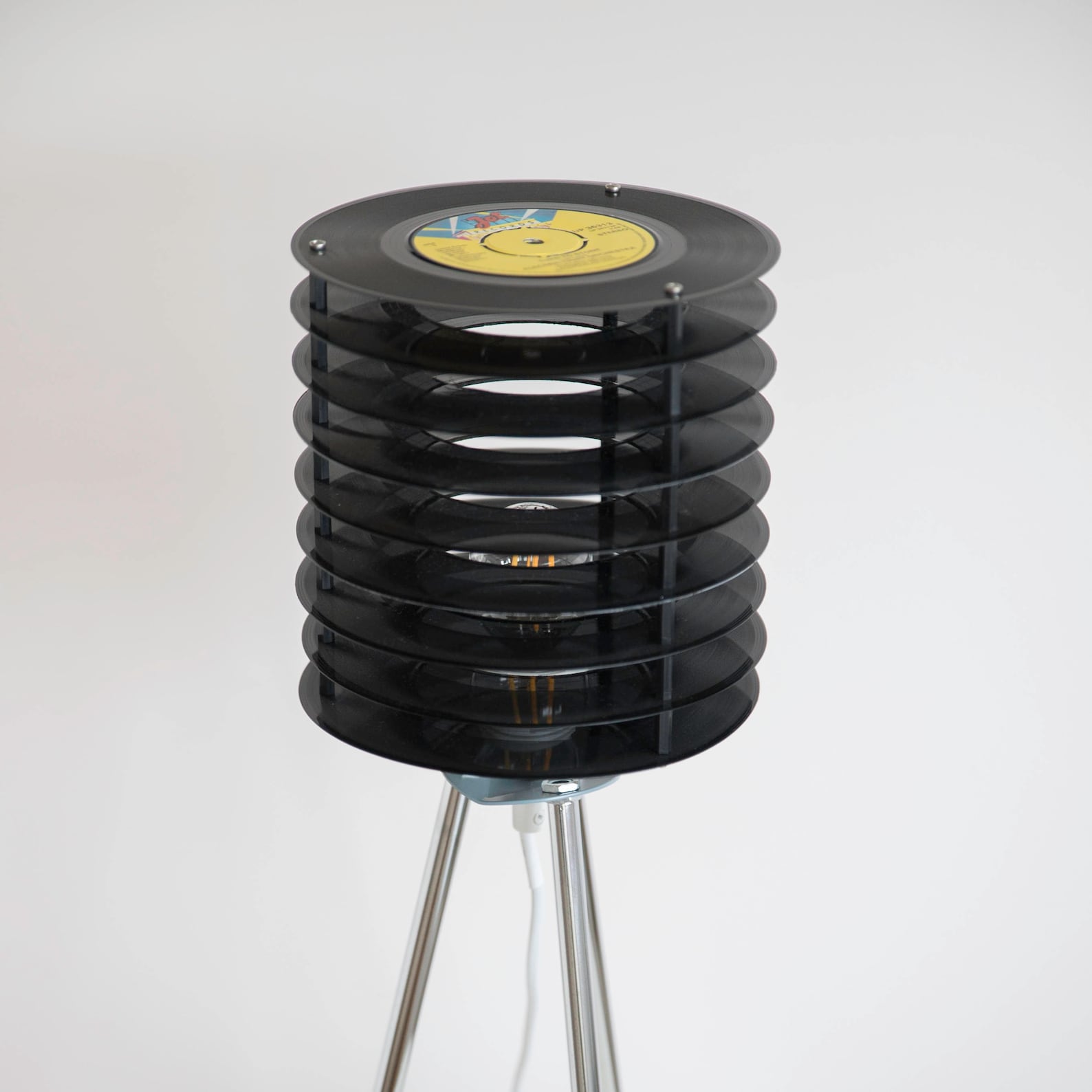 Retro Stack Style Upcycled 7 Inch Single Vinyl Records Table Lamp ...