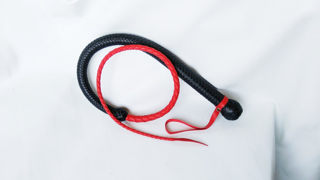 Leather One-tailed Whip: Handmade Riding Crop - Etsy