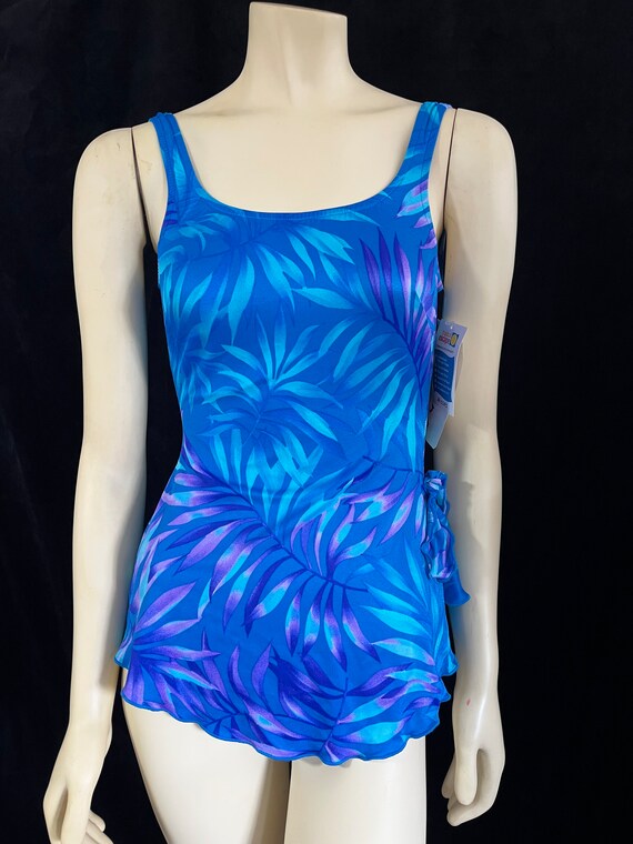Vintage 80s 90s One Piece Gem