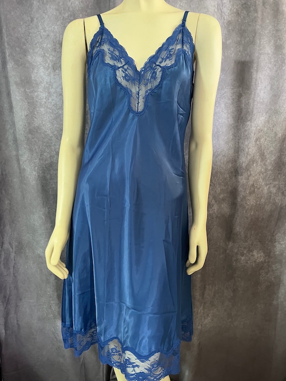 Barbizon Vintage Lingerie 1950’s Flair - Gem