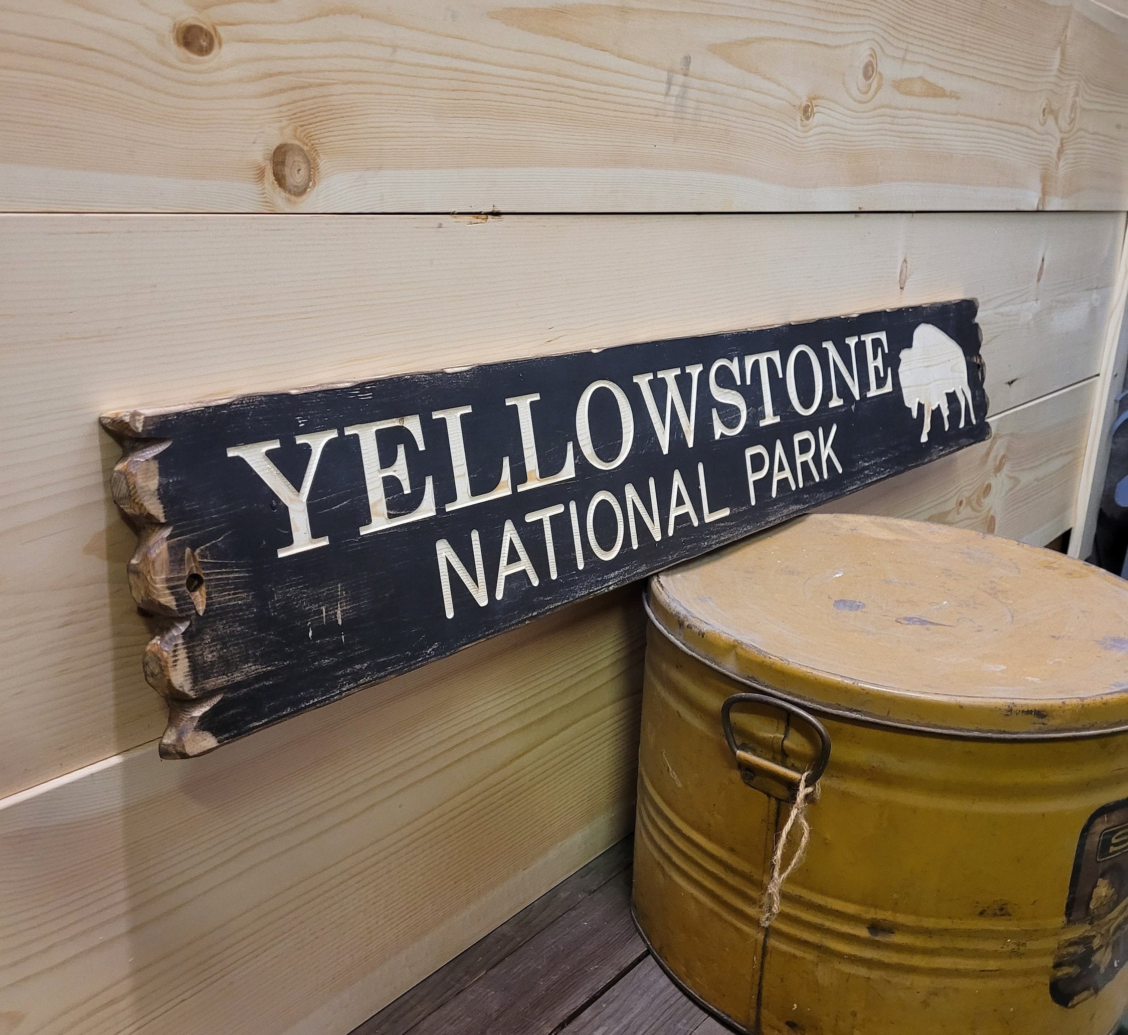 YELLOWSTONE NATIONAL PARK Distressed Wood Sign/Buffalo/Bison/Rustic ...