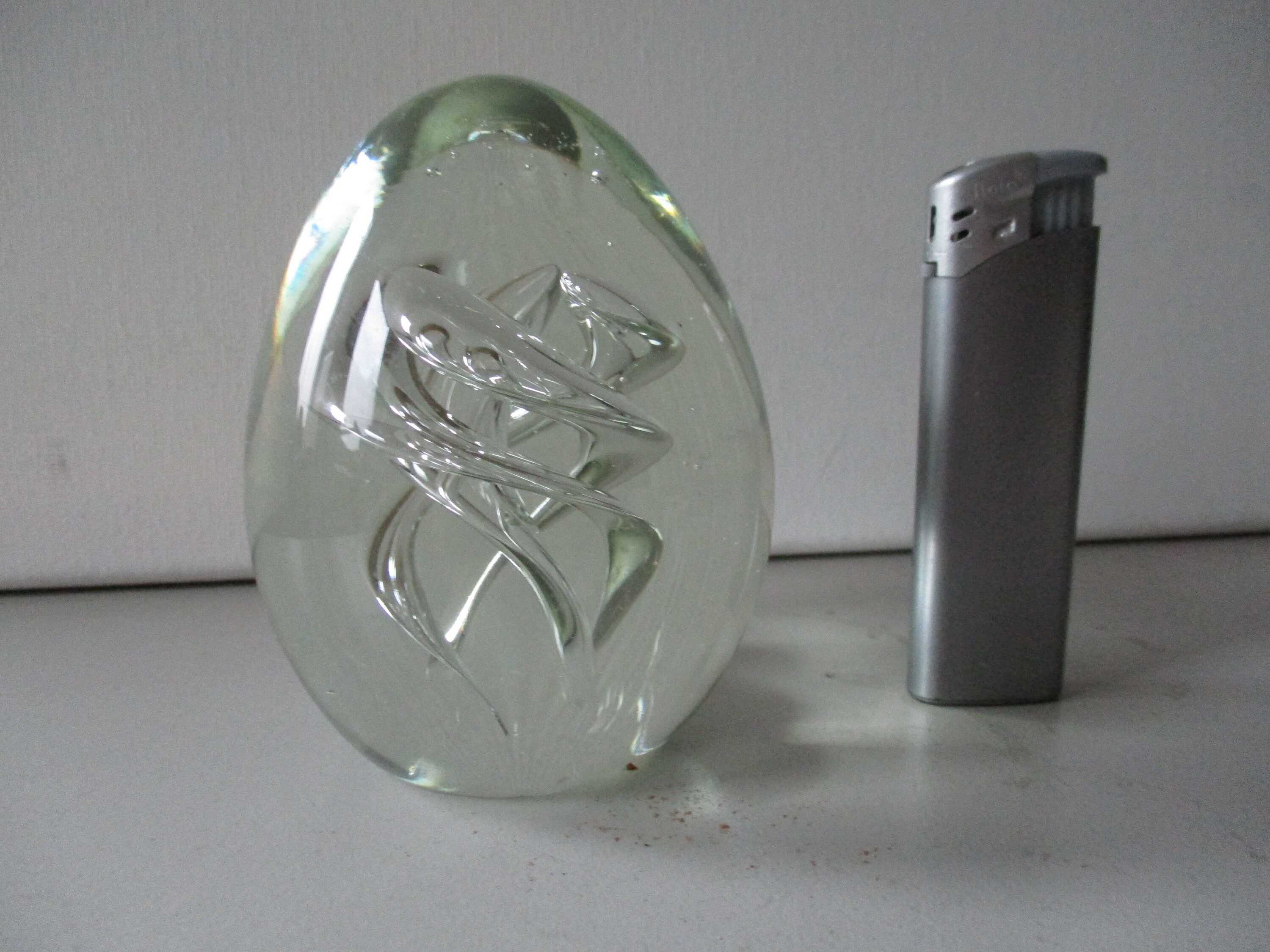 Pfeiffer, Glass Presse Paper, Hand Made Netherlands. - Etsy