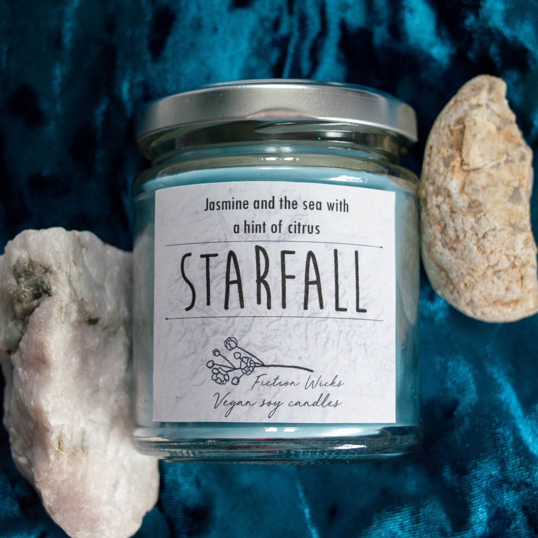 Starfall Cloudberry & Lychee Scented Candle A Court of Thorns and Roses ...