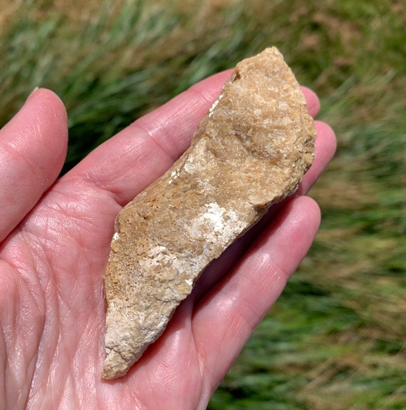 Travertine Limestone Rock