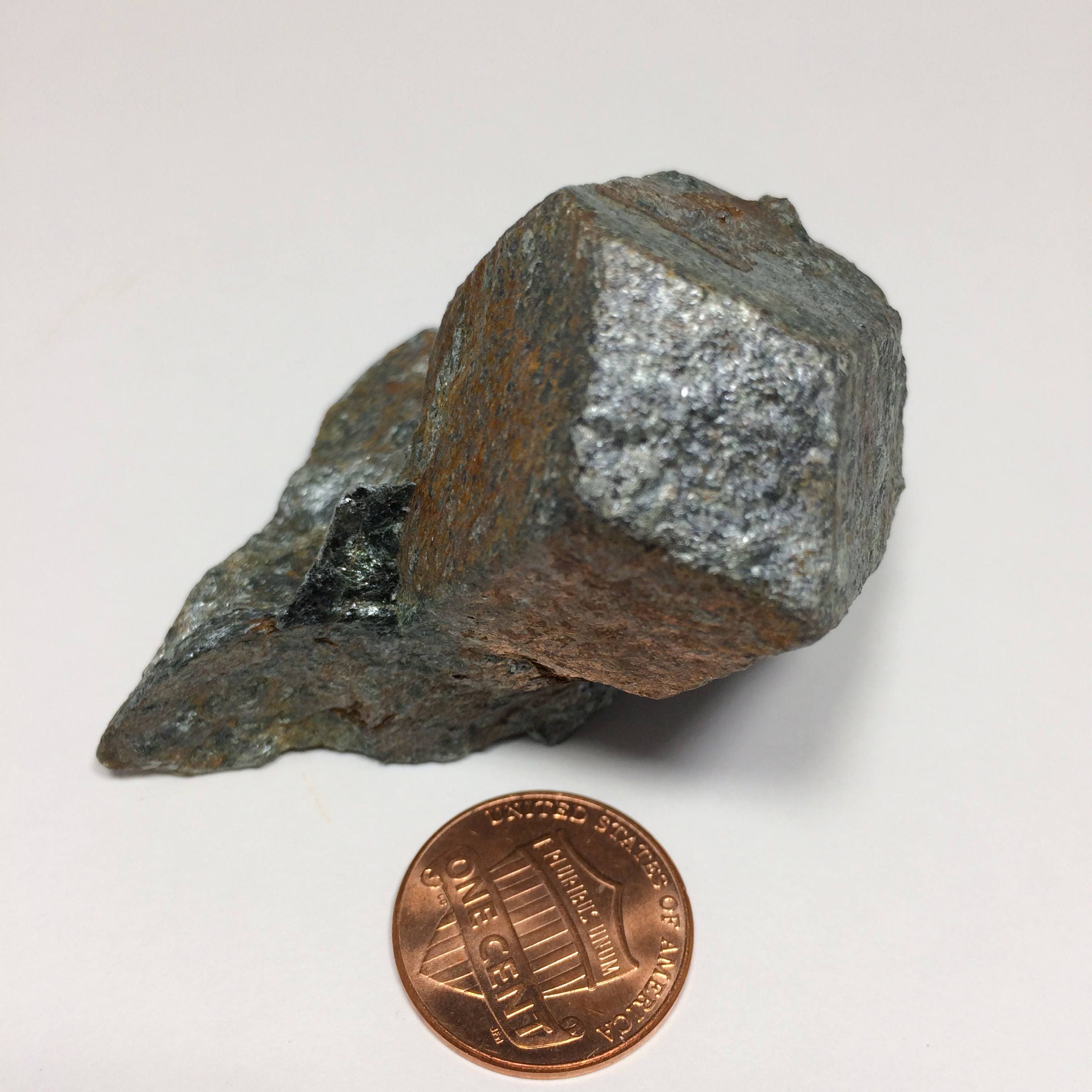 Large Raw ALMANDINE GARNET Crystal on Chlorite Schist Rough | Etsy