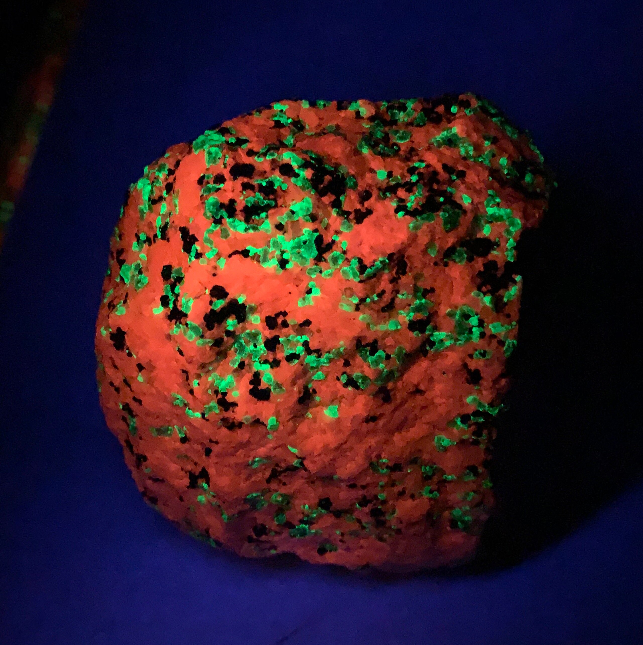 Franklinite Fluorescence
