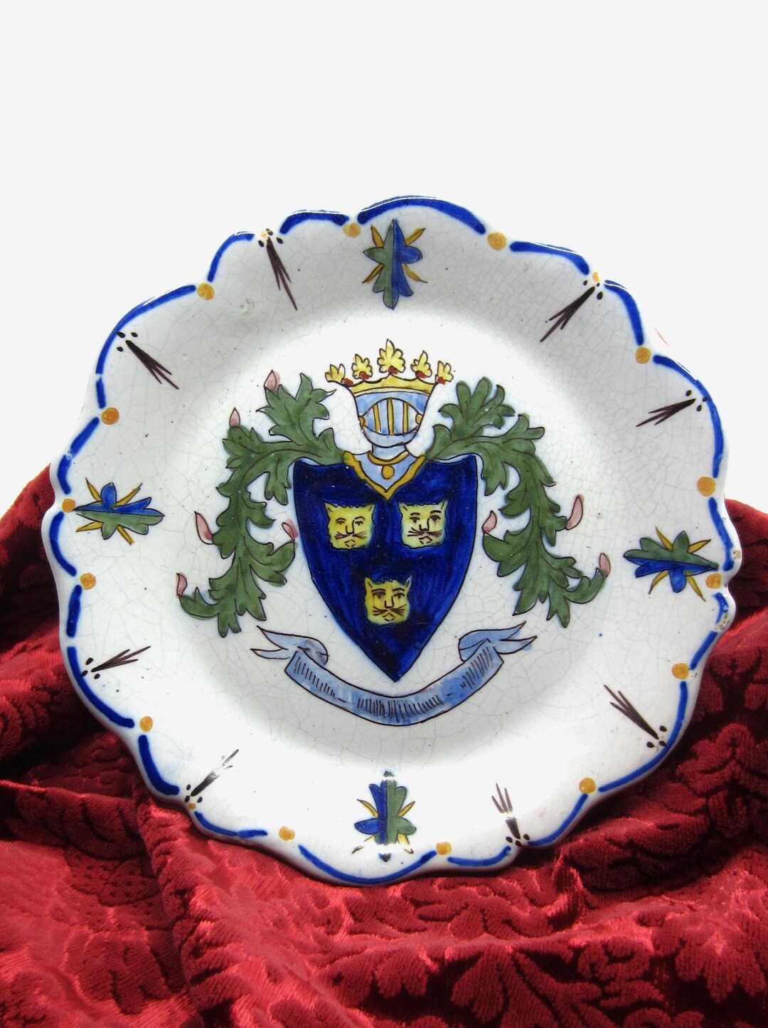Antique / Vintage French Hand Painted Faience Armorial Plate Crest W ...