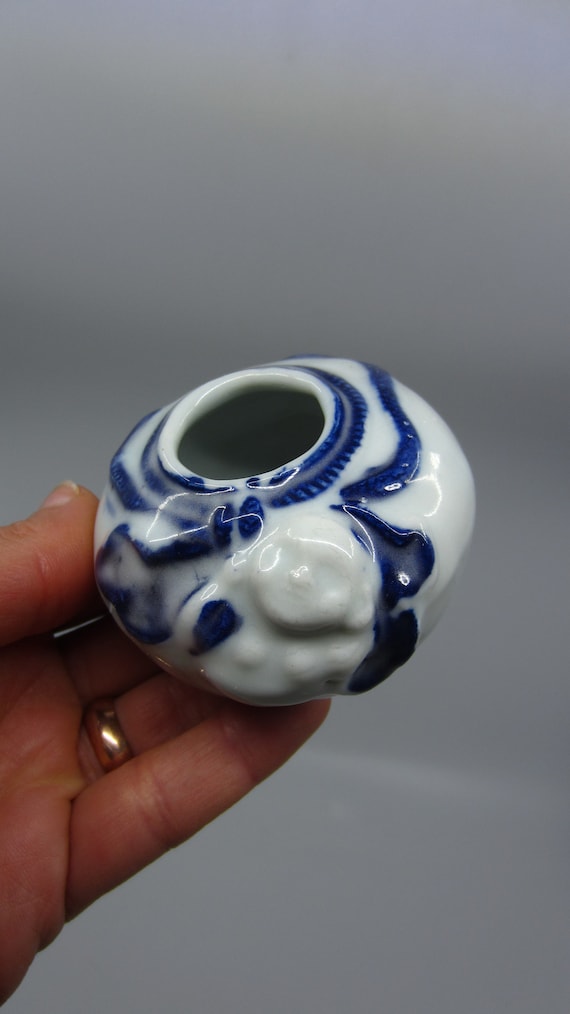 Vintage Japanese / Korean Small Hand Painted Porcelain Pot or | Etsy