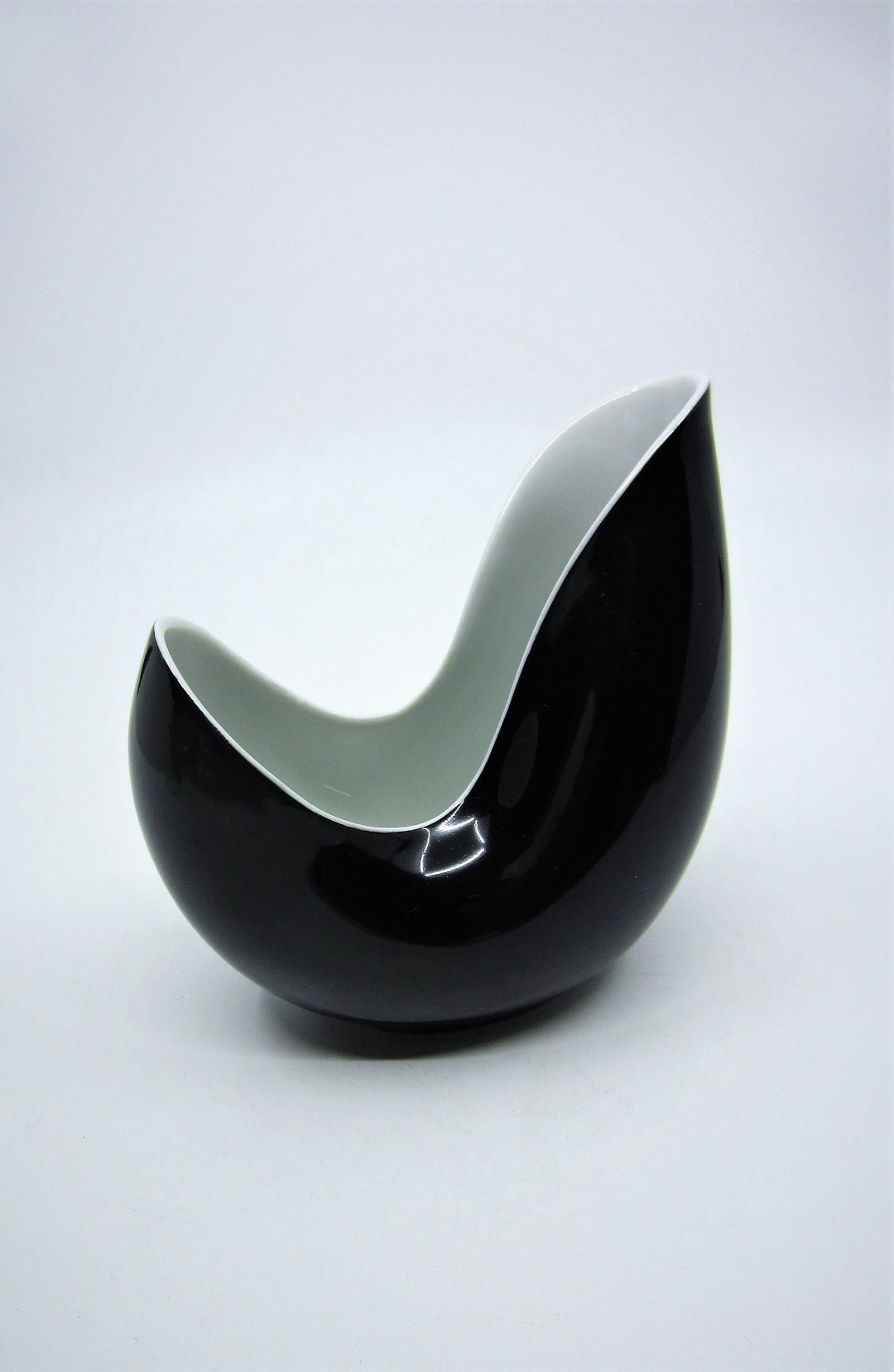 Vintage German Rosenthal Black & White Porcelain Vase Beate Kuhn 1950s ...