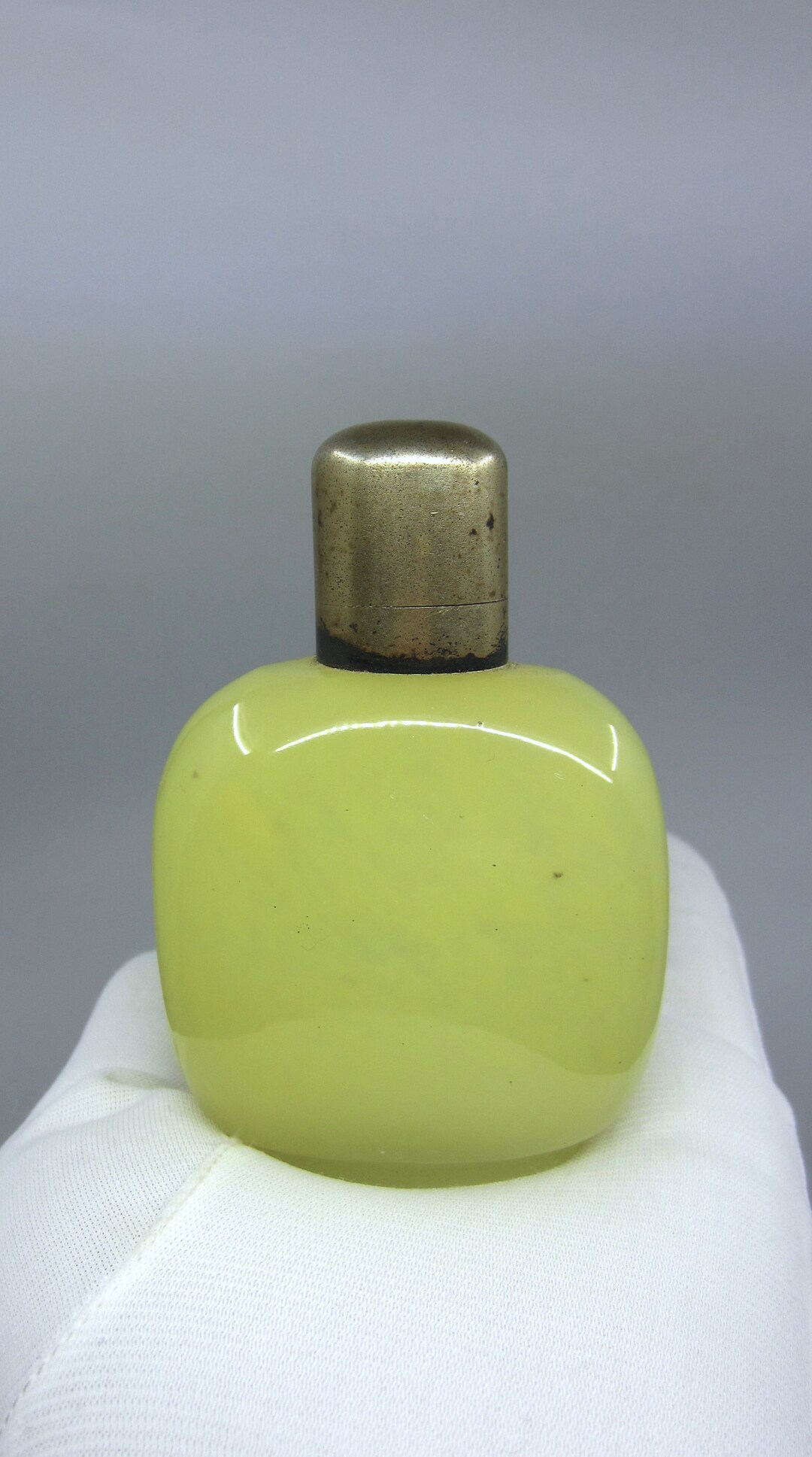 Antique Edwardian or Art Deco "smoky" Pale Yellow Glass Scent Bottle ...