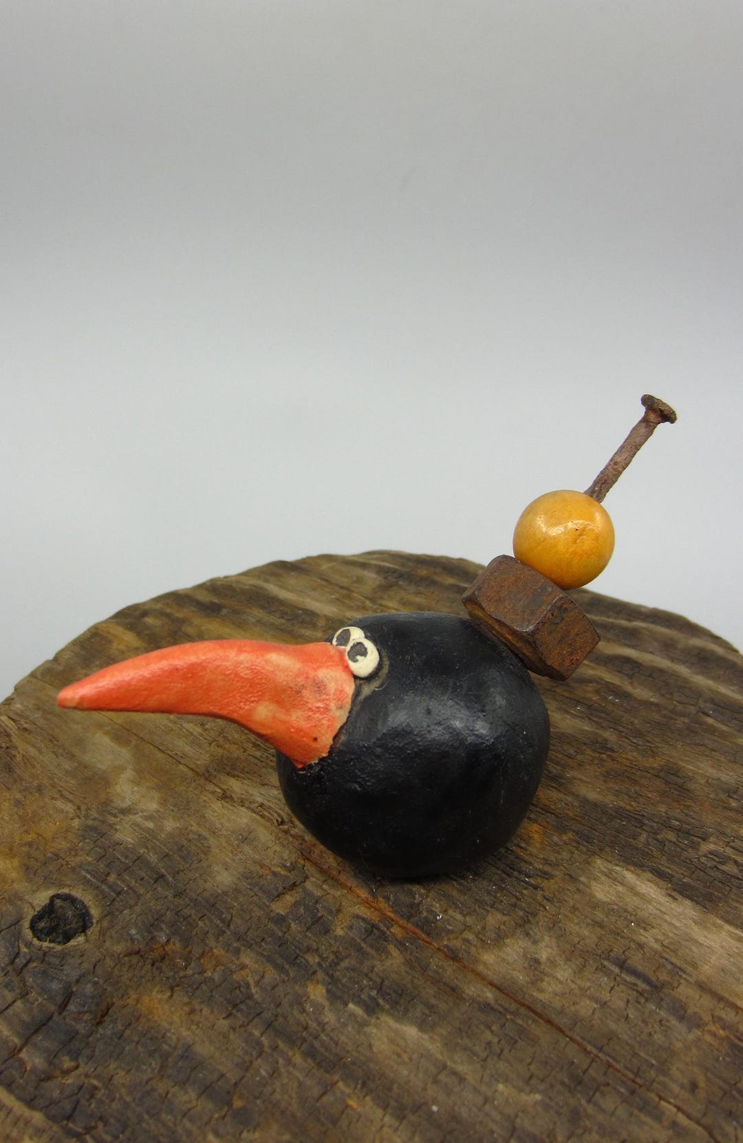 Vintage Small Ceramic Bird / Crow Sculpture Funky Details Rusty Nail ...