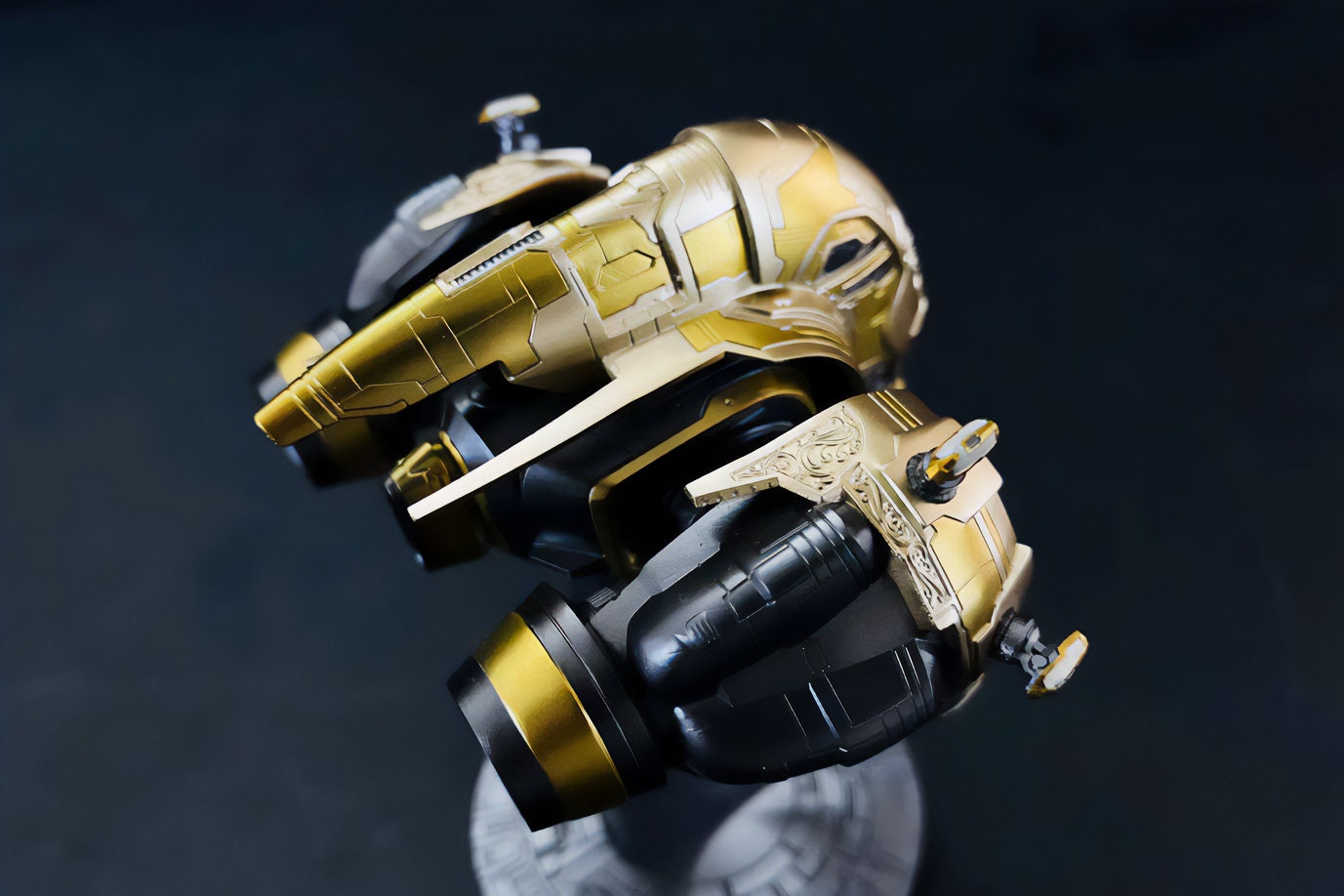 EVE Online Ship Model - Amarr Frigates - Gold Magnate - Original SKIN ...