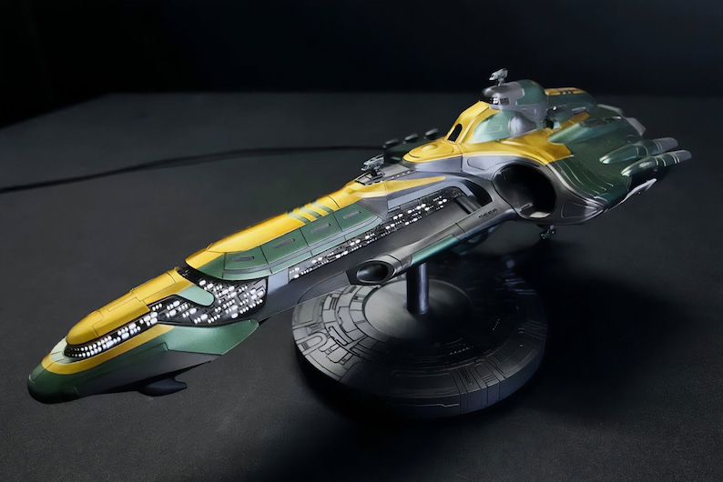 EVE Online Ship Model Gallente Cruisers Thorax Original SKIN - Etsy ...