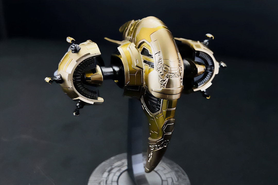 EVE Online Ship Model - Amarr Frigates - Gold Magnate - Original SKIN ...