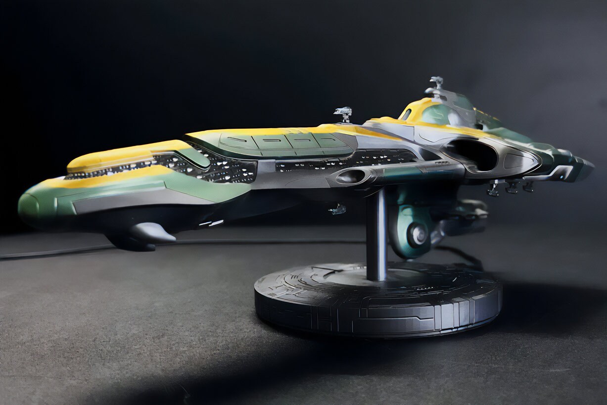 EVE Online Ship Model Gallente Cruisers Thorax Original SKIN - Etsy