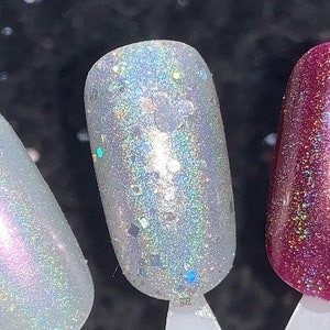 Space Mouse Silver Linear Holographic Nail Polish With Silver Holo ...