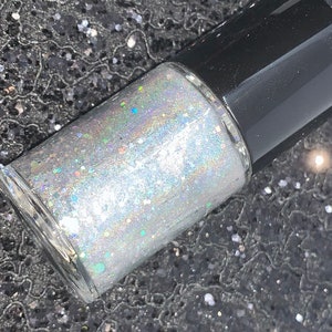 Space Mouse Silver Linear Holographic Nail Polish With Silver Holo ...