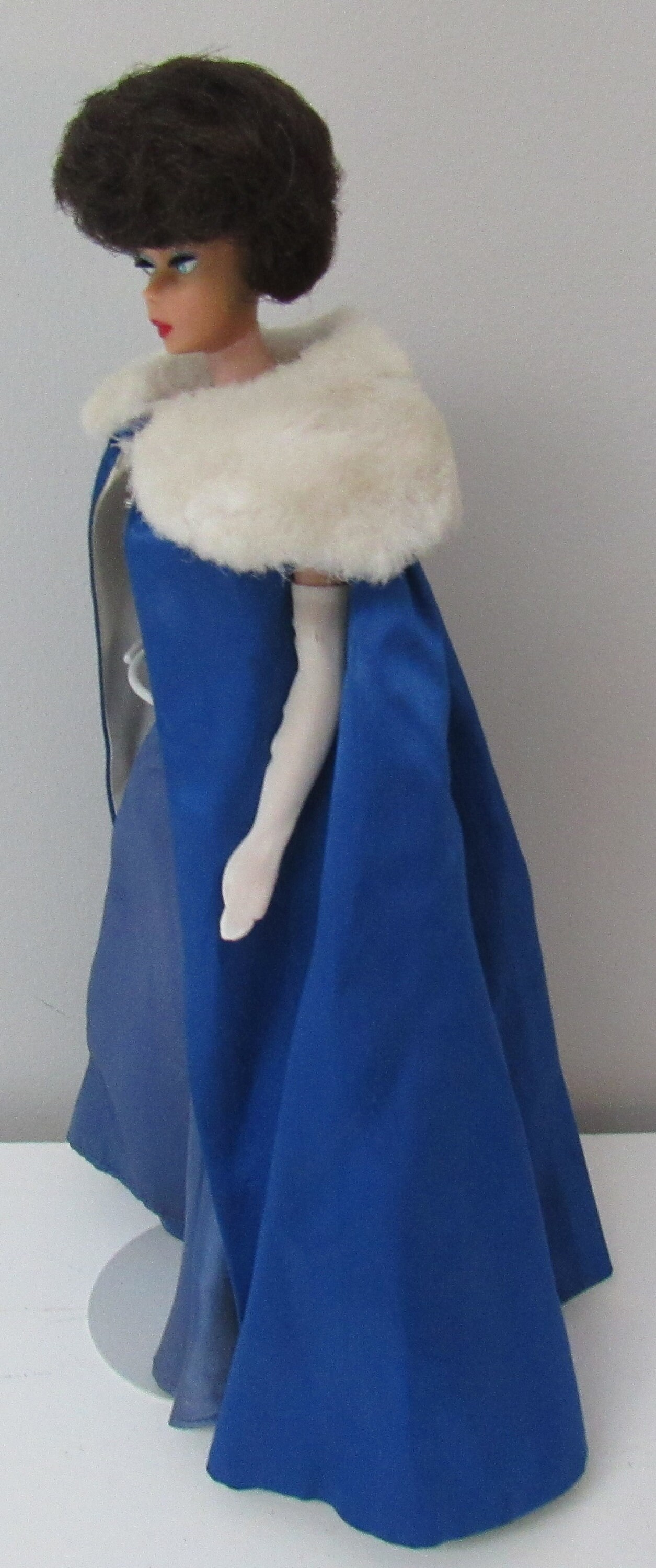 Gorgeous Vintage Brunette Side-part Barbie in Midnight Blue #1617 ...