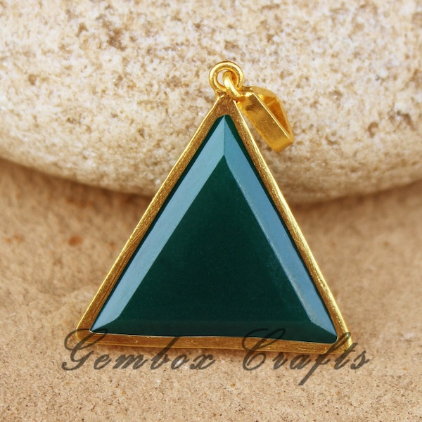 Green Stone Pendant - Etsy