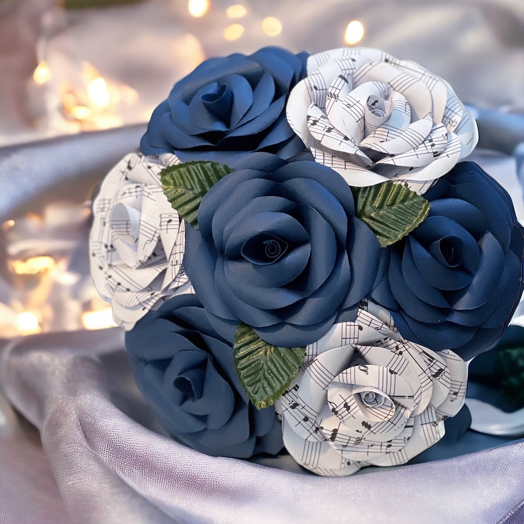 Small Paper Flower Bouquet, Music Sheet Roses, Bridesmaid Gift - Etsy