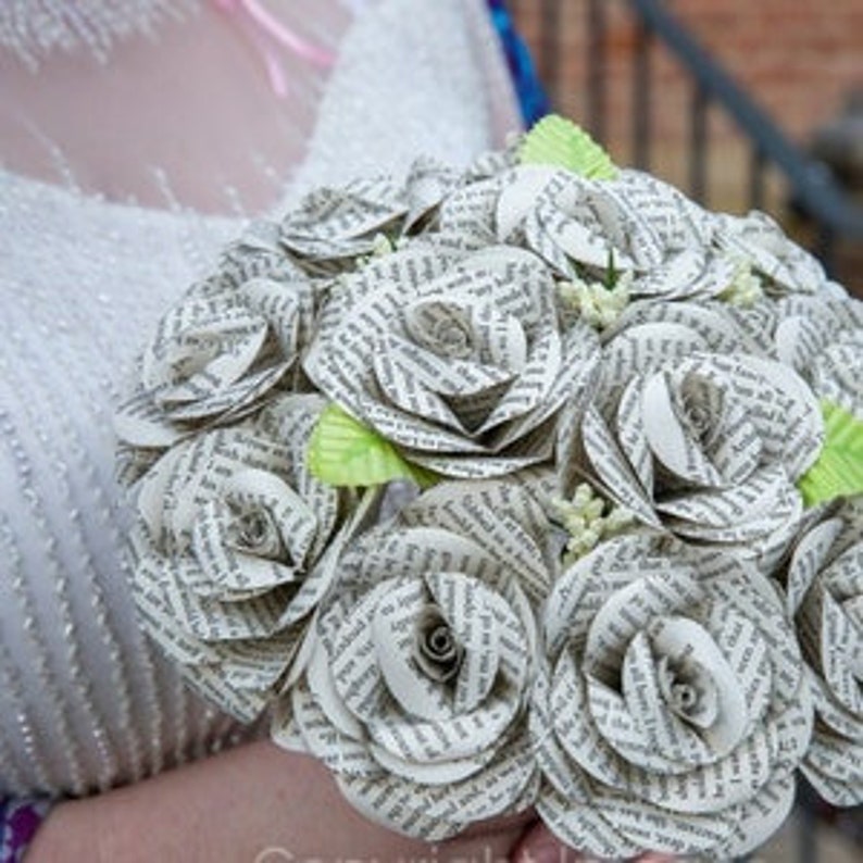 Handmade Book Page Rose Bouquet – Literary Wedding Decor - Etsy