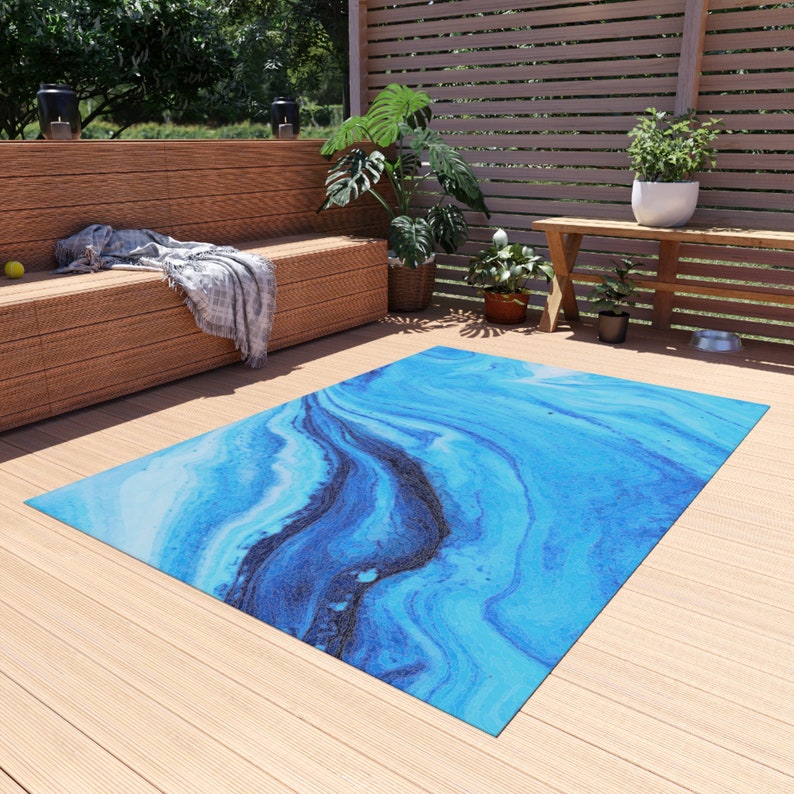 Blues on the Beach Outdoor Rug: Swirling Blue Waves of the Ocean Indoor ...