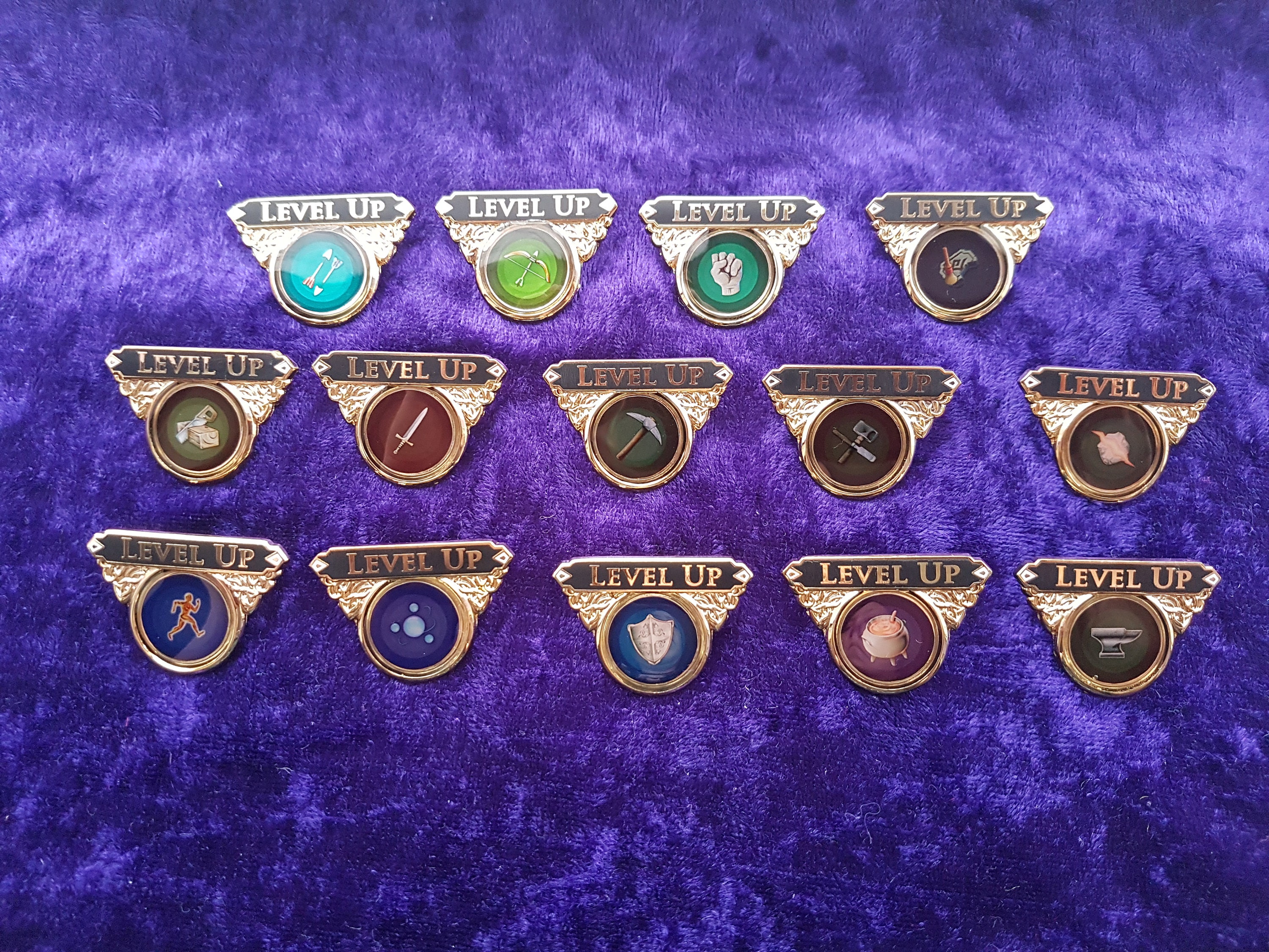 Set of 28 Runescape Level up Badges / Pins Free Display - Etsy