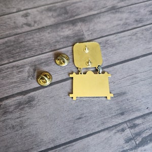 Vintage Wisconsin Lions Foundation Brooch Pin Suit Accessory Resale - Etsy